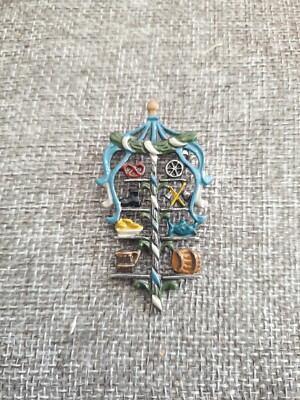 Pewter Maypole Brooch (G1) | eBay Australia