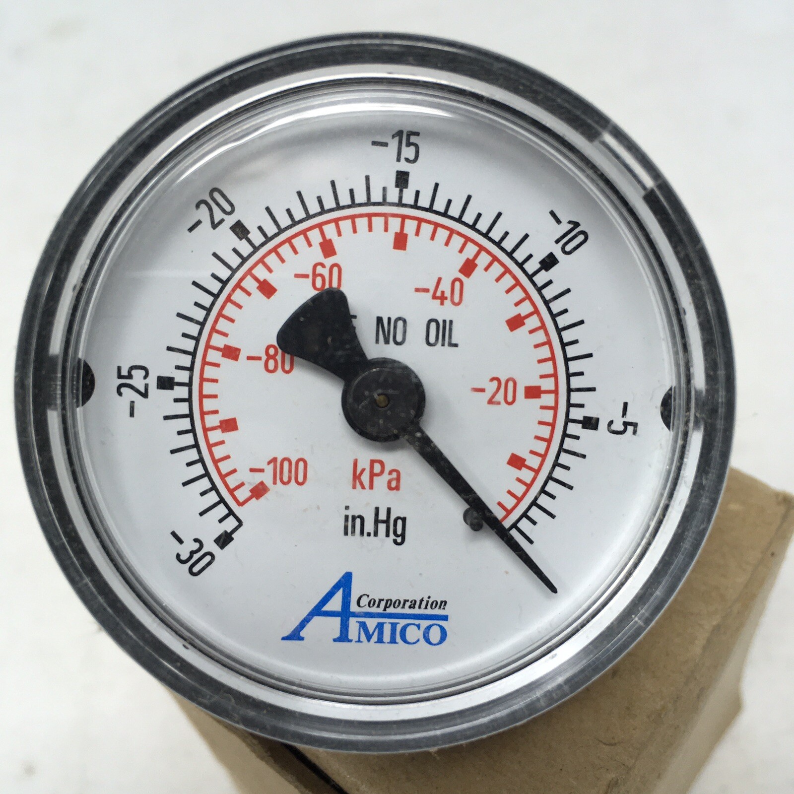 NEW Amico Oil Pressure Gauge kPa & in.Hg 1/8" around 1.5" Dial | eBay