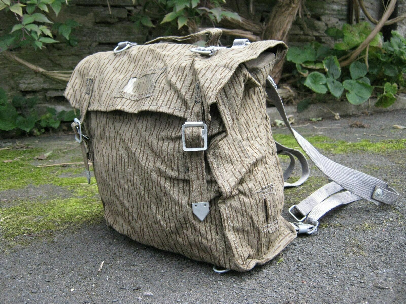 East German Army Bag Backpack With Straps Raindrop Strichtarn Camo NVA ...