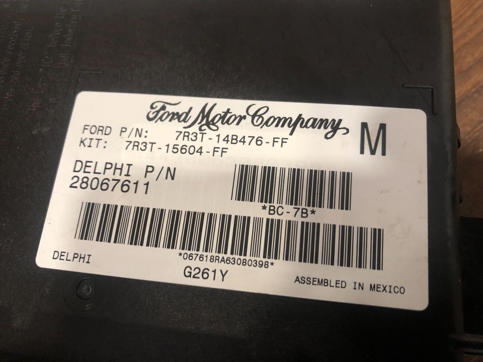 07-09 FORD MUSTANG FRONT BODY CONTROL MODULE BCM SAM FUSE BOX FUSES ...