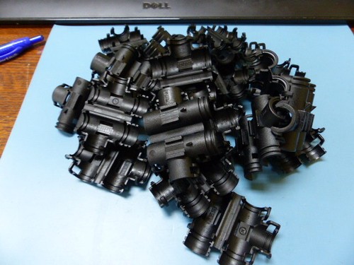 SCHLEMMER 9806138 Qty of 20 per Lot T-MANIFOLDS (BLACK) | eBay