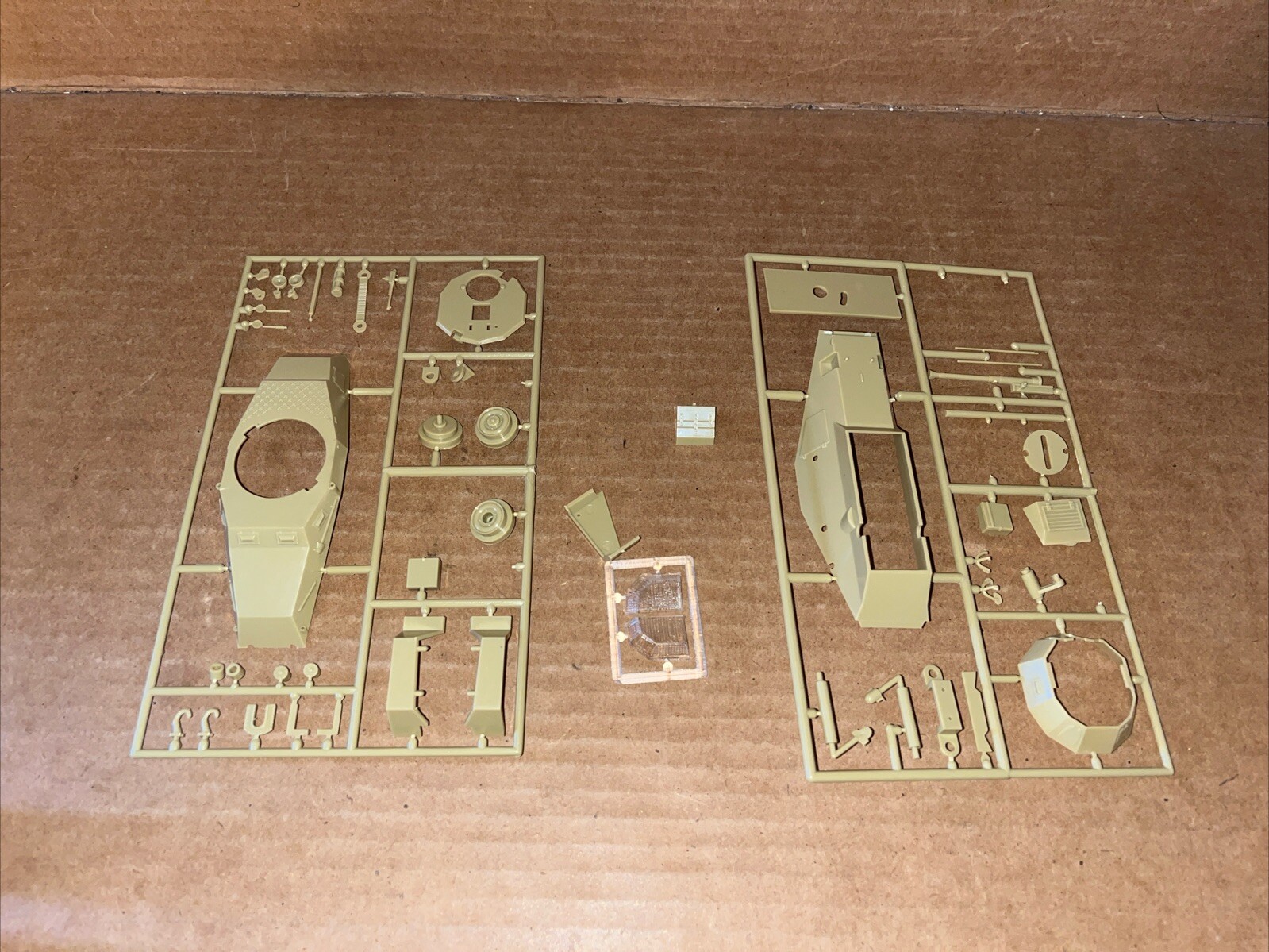 Vintage Junkyard Lot Of Plastic Model Kit Parts (Lot Jy401) | eBay