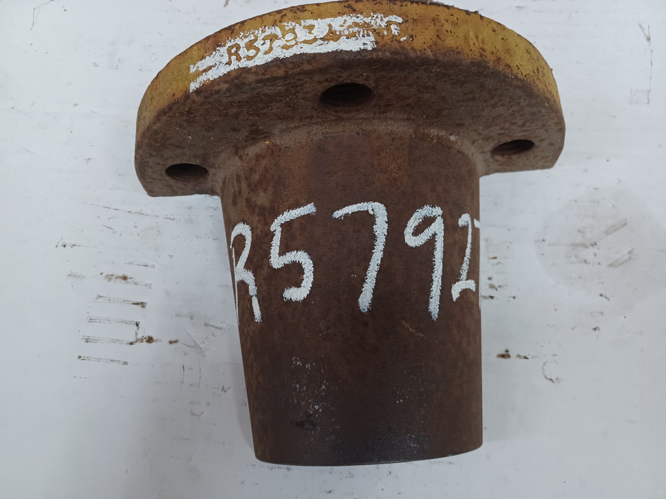 R57927 JOHN DEERE AXLE WEDGE | eBay