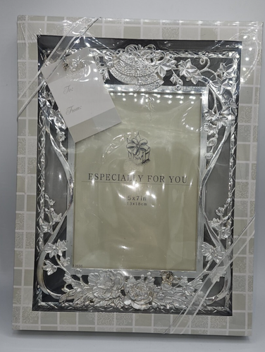 Silver Wedding Bells Gift Boxed Frame 5 X 7 A Wilton Industries Company ...