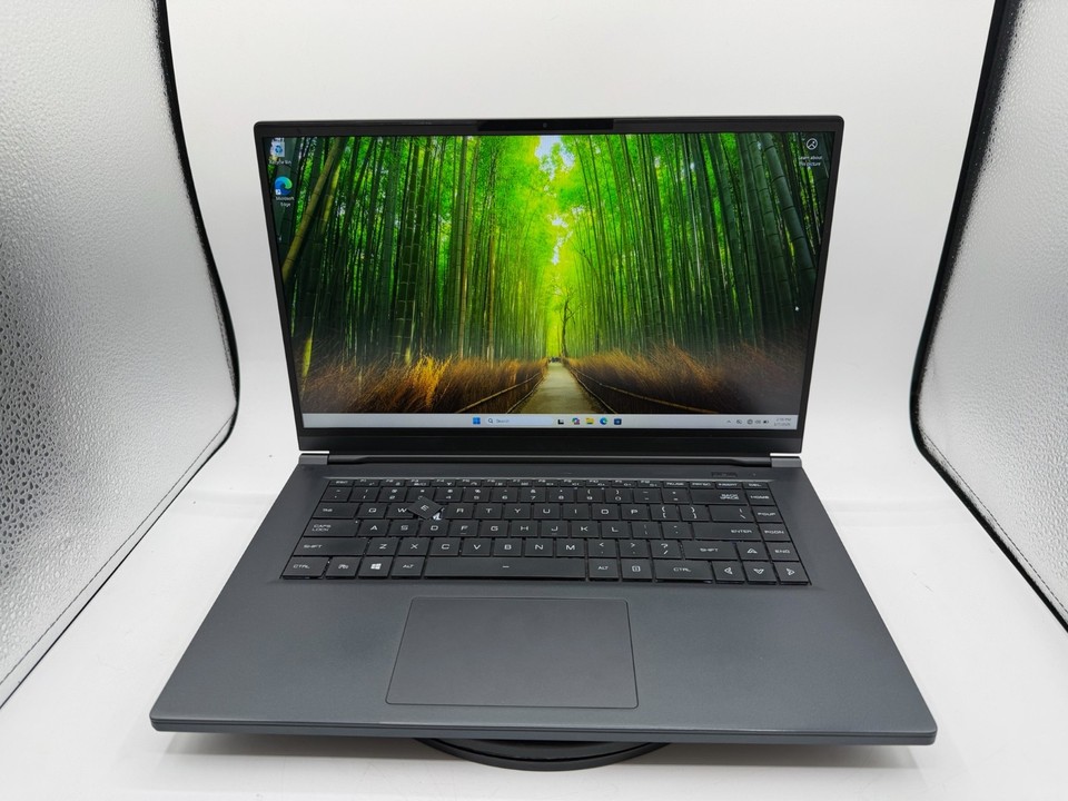 Carbon Systems Iridium 15-i7-10510U@1.80GHz 16GB DDR4 Ram 256GB NVME ...