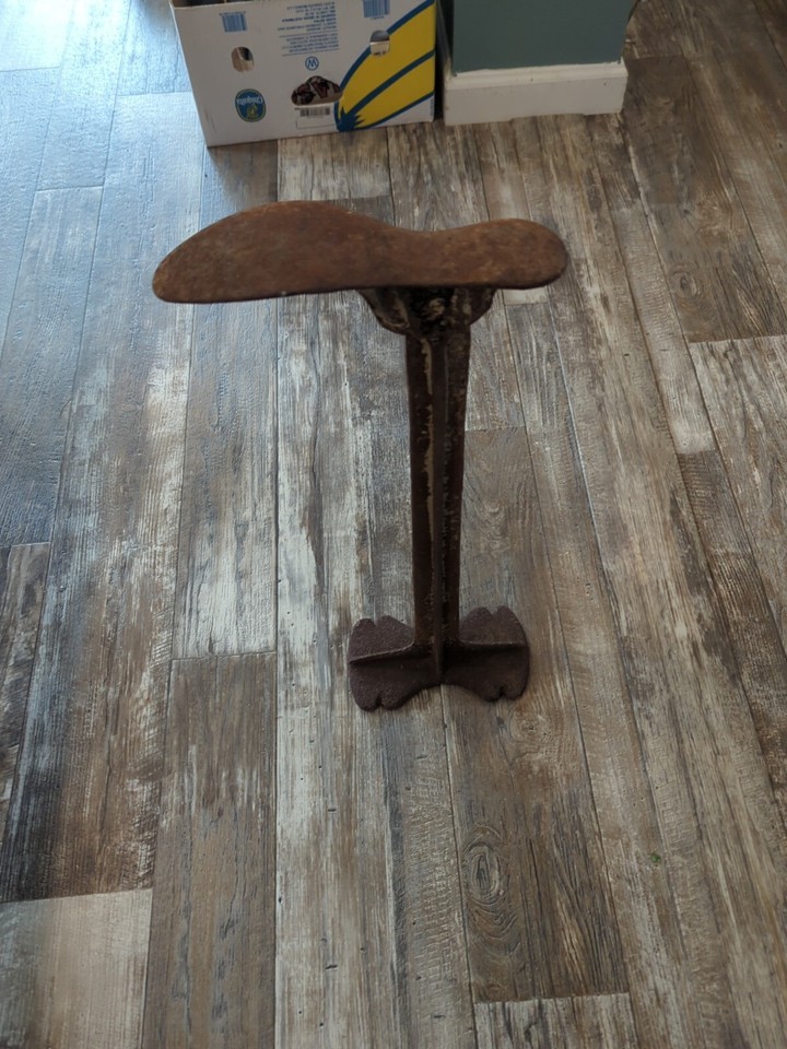 Antique Cobbler’s Shoe Stand c1890 24” Tall Cast Iron By Victor ...