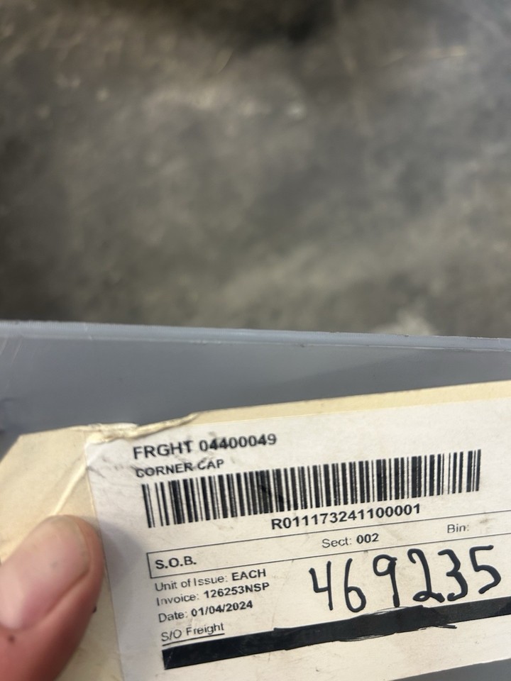 Supreme Truck Body Style Right Hand Curbside Corner Cap 116990 04400049 ...