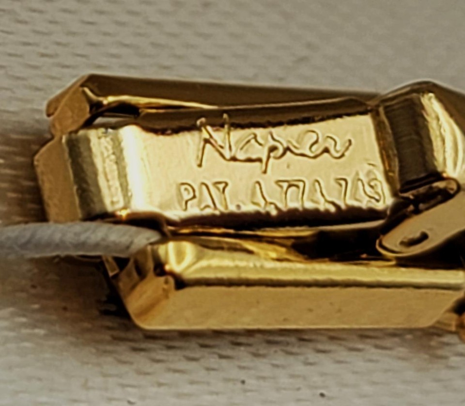 NOB Signed NAPIER Pat 4,774,743 Gold tone Fancy Link 7 1/2" Bracelet ...