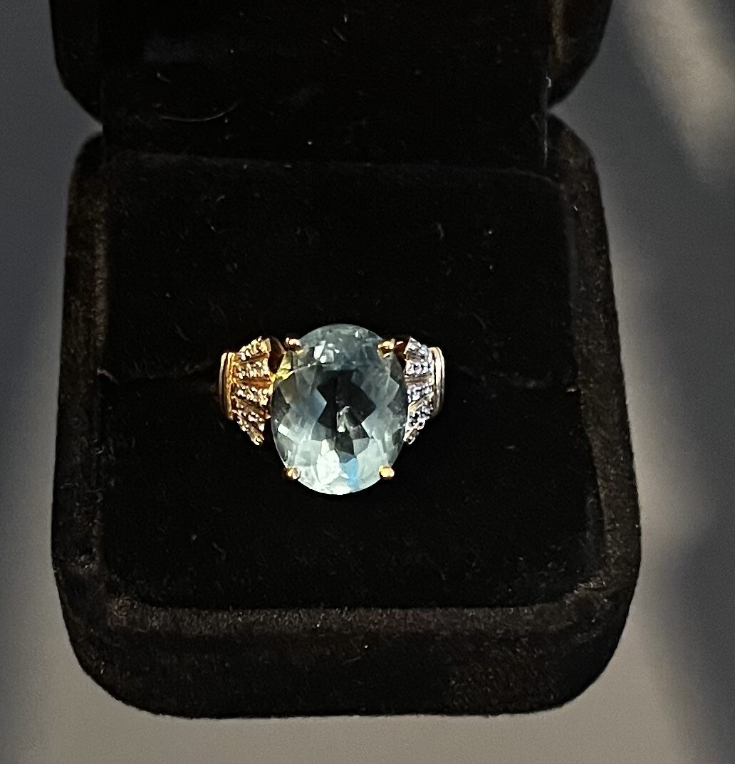 Laura Ramsey Aquamarine 18K Ring - Gem