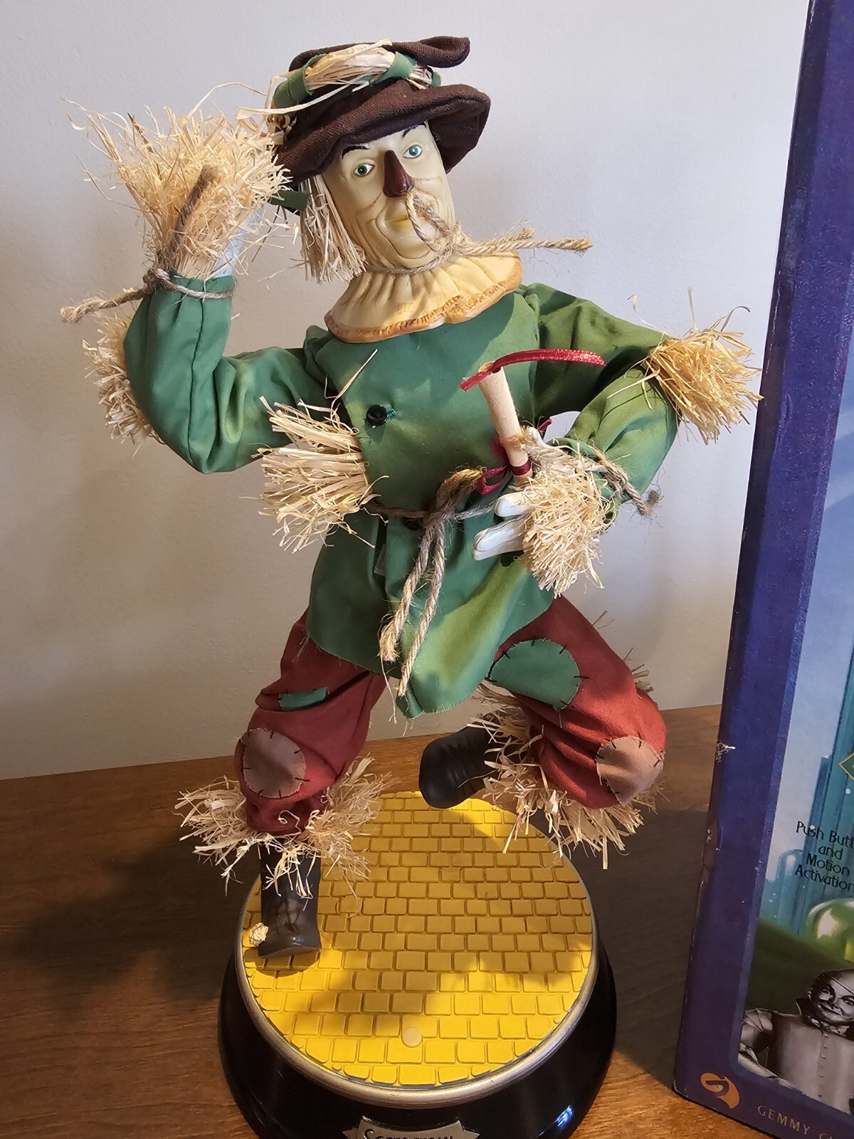 Wizard of Oz Scarecrow Collectible Animated Figure. WORKS | eBay