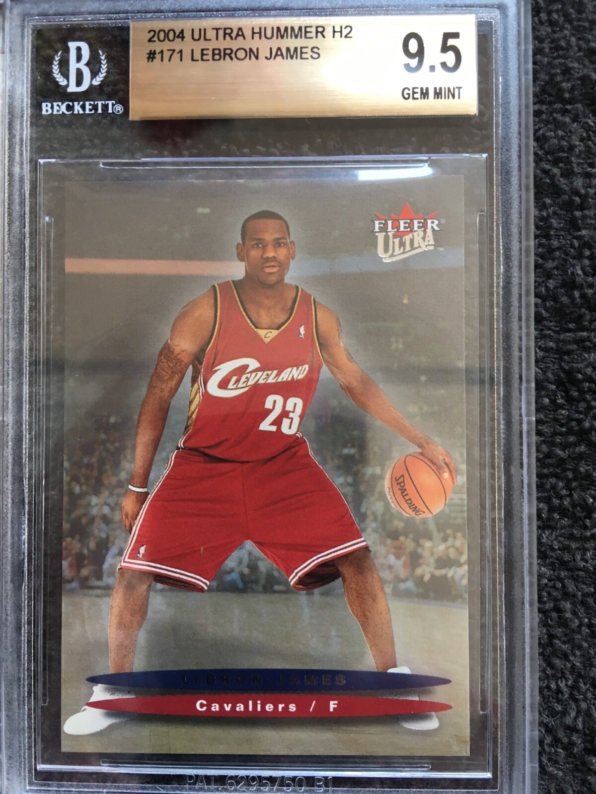 LeBron James ROOKIE 2004 Fleer Ultra Hummer H2 #171 BGS 9.5 - centering ...