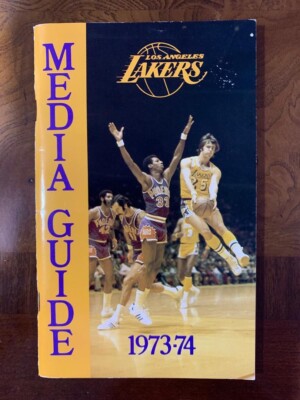 Los Angeles Lakers 1973-74 Vintage NBA Media Guide - Gail Goodrich ...