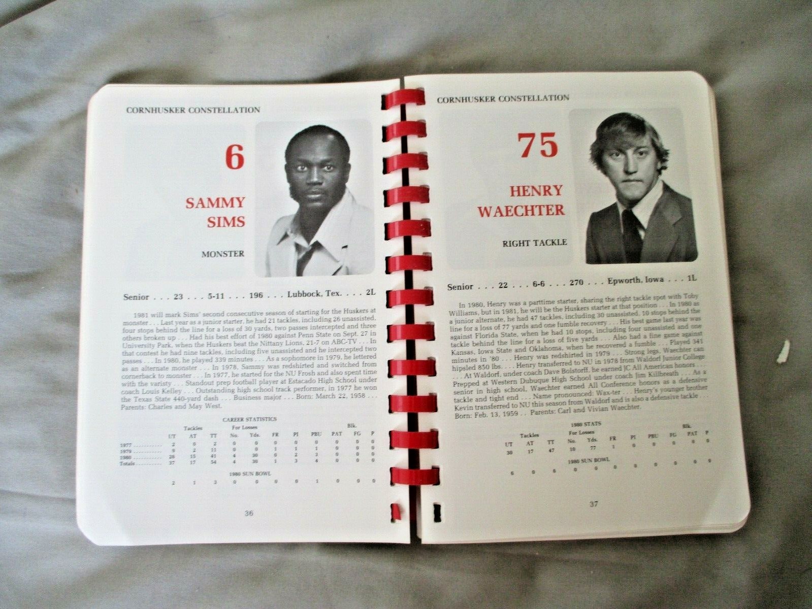 1981 NEBRASKA FOOTBALL MEDIA GUIDE Yearbook TOM OSBORNE Program ROGER ...