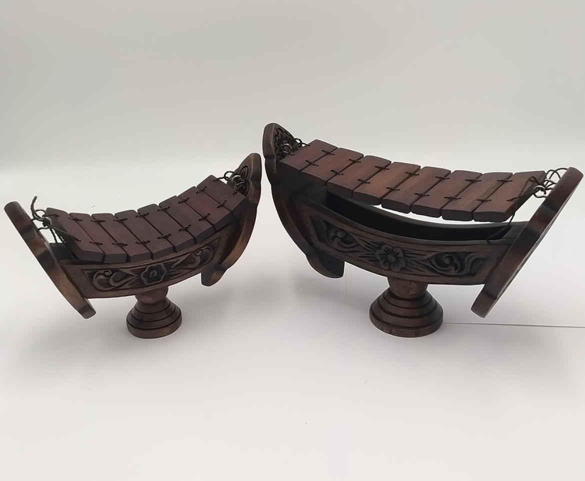 Ranad ek and ranad thum: The xylophones of Thailand ~ MegaMinistore