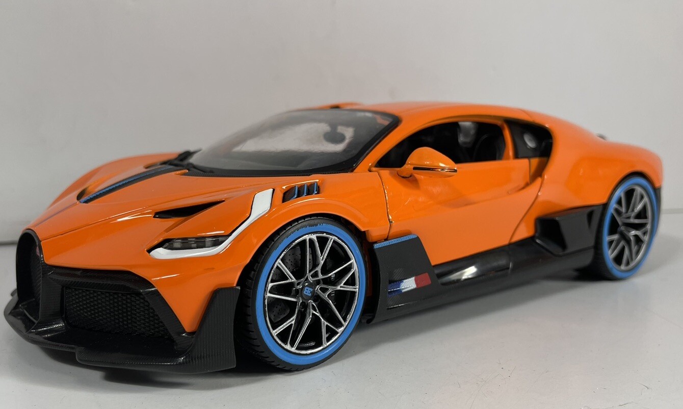 Burago Bugatti Divo 1/18 Scale Diecast Model Sports Car Orange Black ...