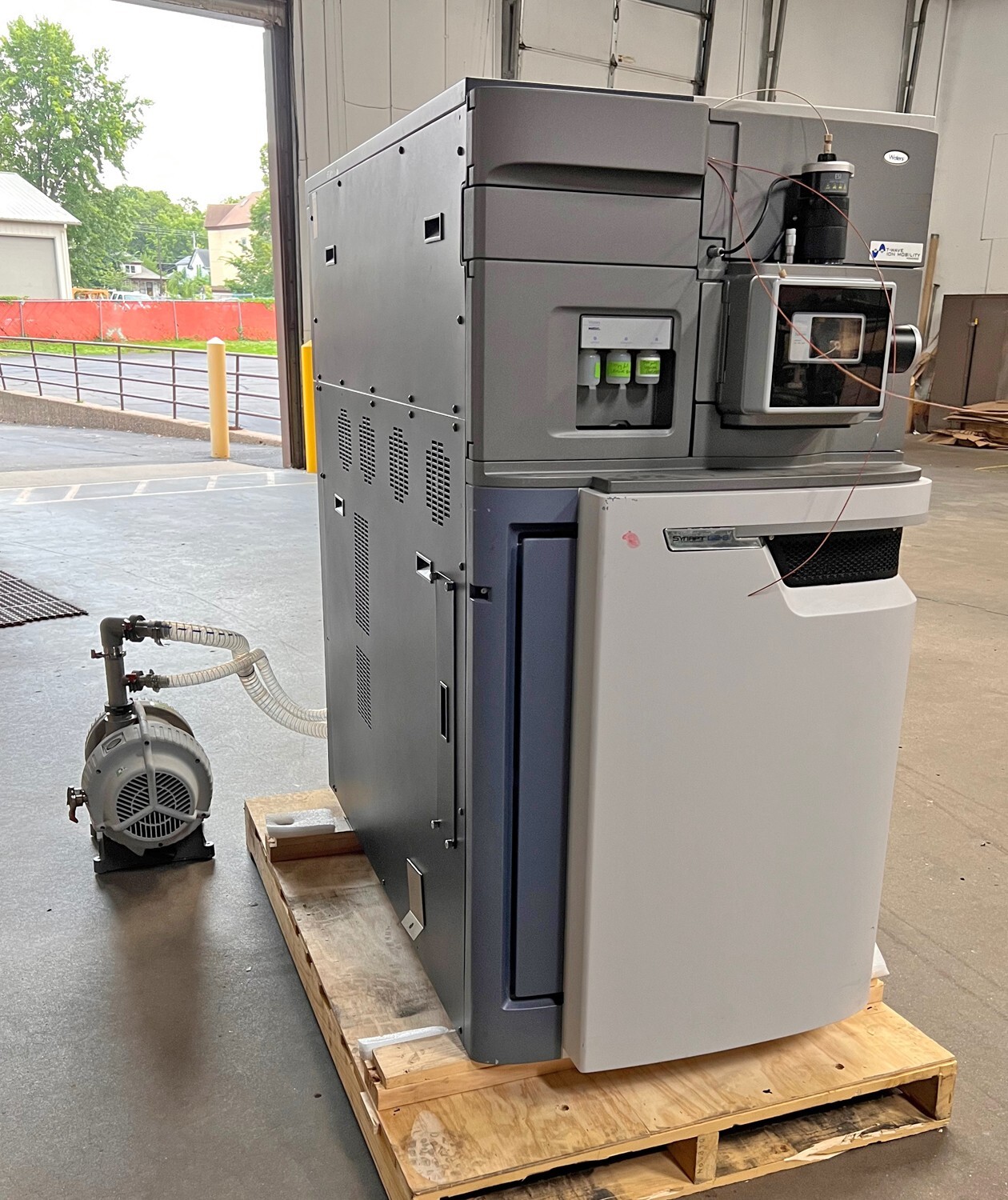 Waters Synapt G2-Si HDMS High Definition Mass Spectrometer w/T-Wave Ion ...