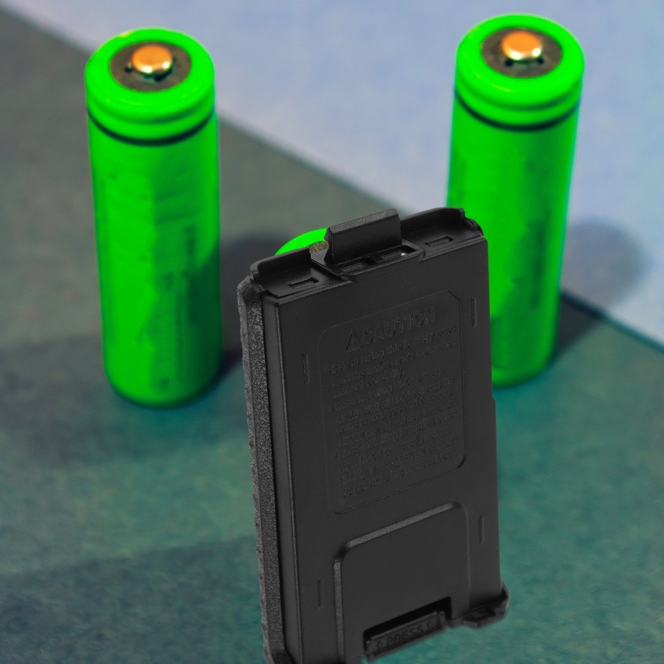 Two Wires Battery Box Holder Black for 6 x 1.5V AA Batteries Cover ...