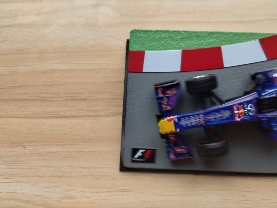 Panini F1 Car Collection 2013 Sebastian Vettel Red Bull RB9 1:43 Scale ...