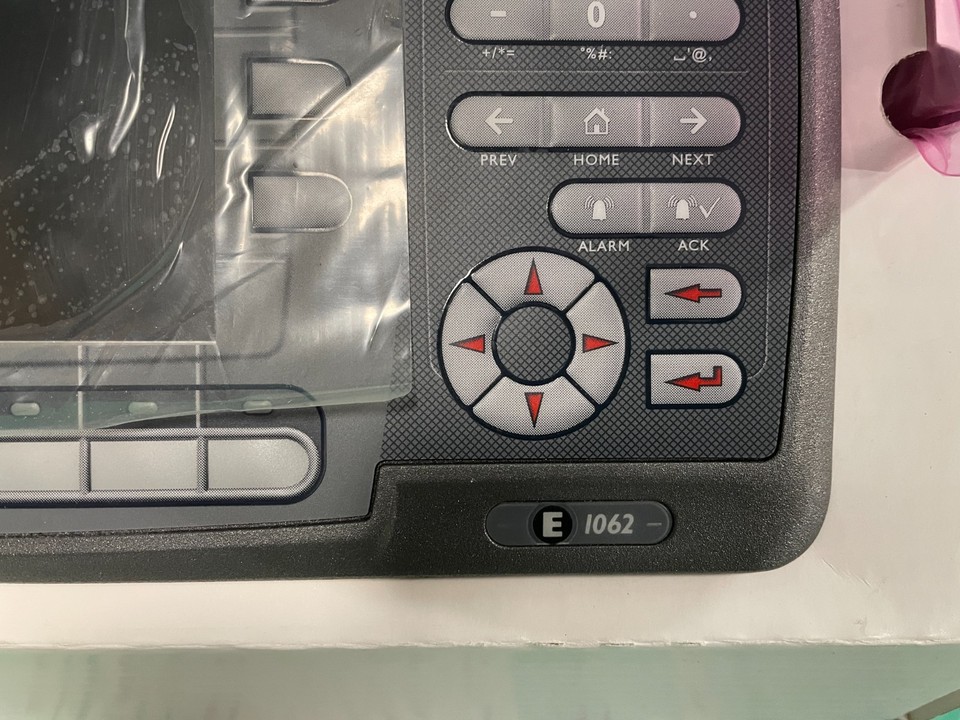 Beijer. Mitsubishi. Beijer E1062 HMI,Operator Panel. (UK/EU Please Read ...