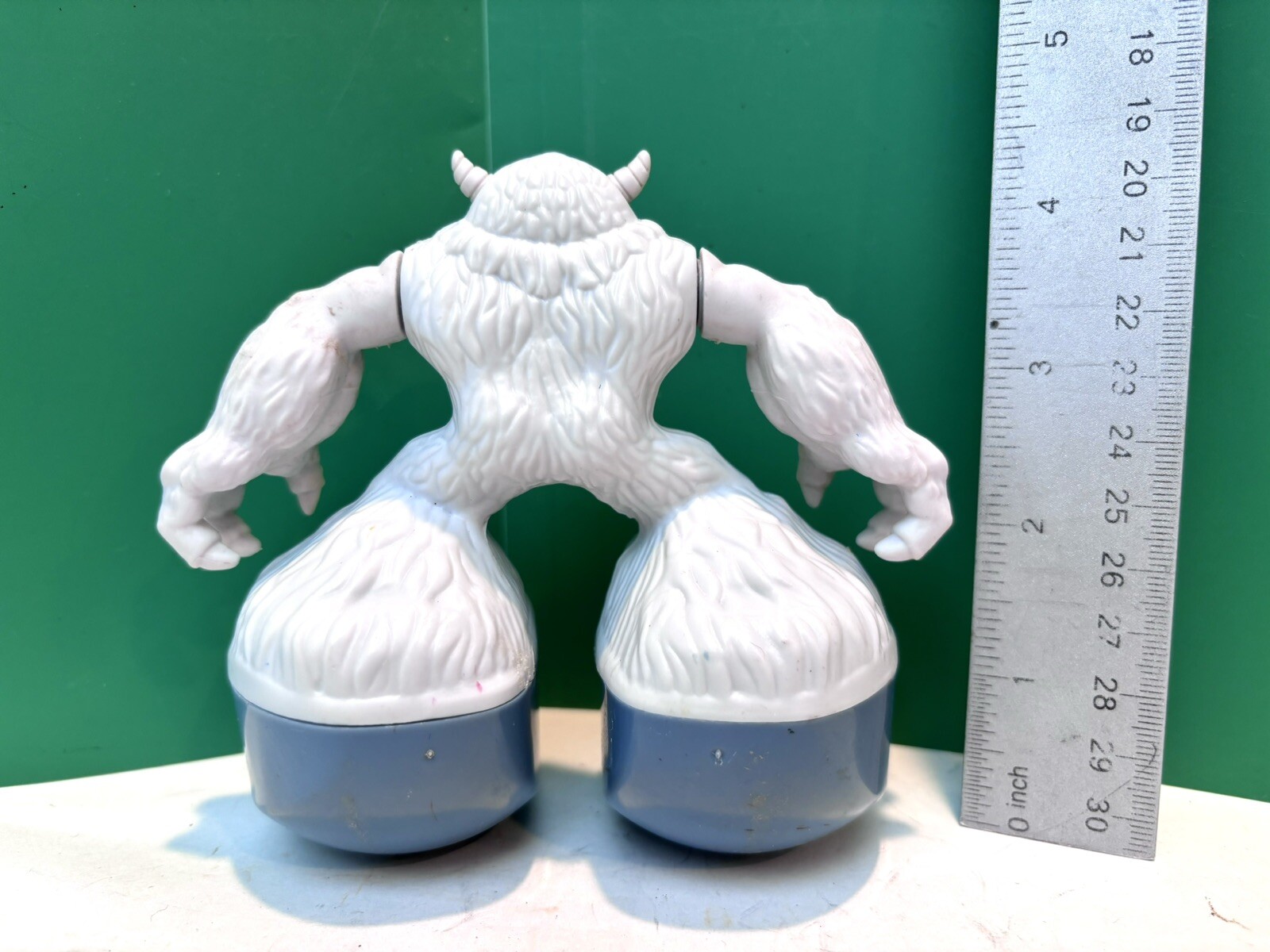 Wobble Yeti / Abominable Snowman Monster 4.5” Mattel Matchbox Figure | eBay