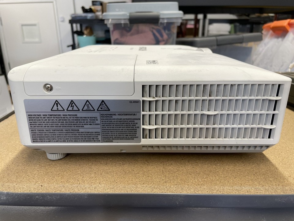 Used Hitachi CP-X2530wn 2700 Lumens 3LCD Projector Computer HDMI VGA | eBay