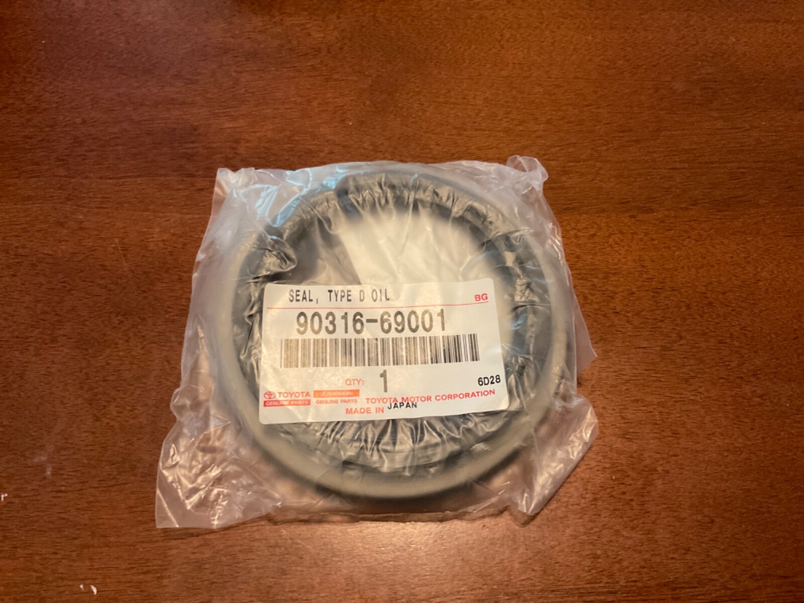 TOYOTA+9031669001+Genuine+OEM+Hub+ASSY+Seal for sale online | eBay