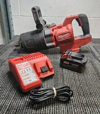 Milwaukee 2868-20 18V 1" D-Handle High Torque Impact Wrench with Batt ...