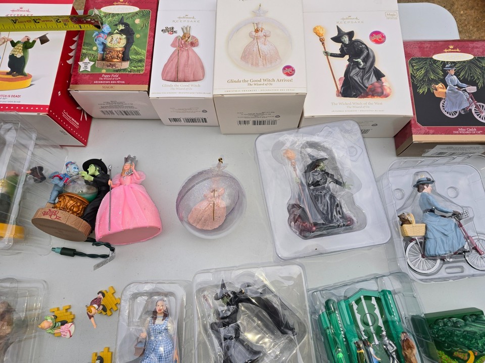HUGE Lot of 23 Hallmark THE WIZARD OF OZ Christmas Ornaments Witch ...