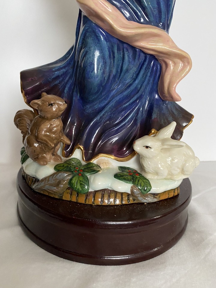 Christmas musical Box Angel statue Plays “Hawk The Herald Angels Sing ...