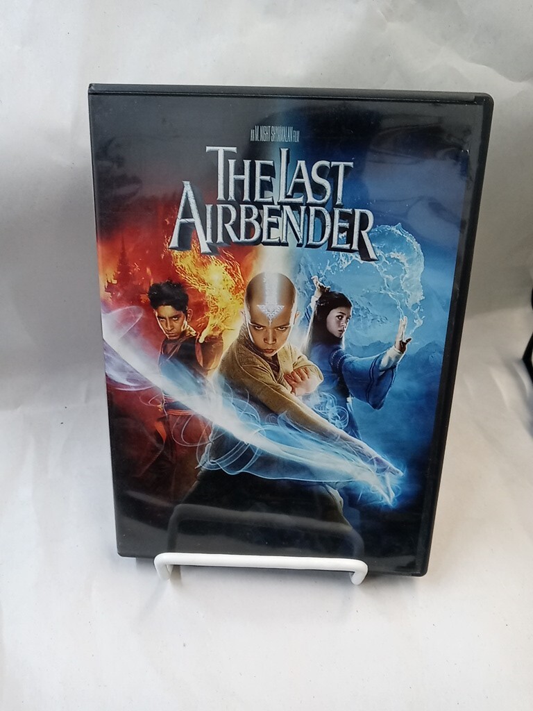 Noah Ringer And His Parents Noah Ringer Pictures And Photos | Fandango