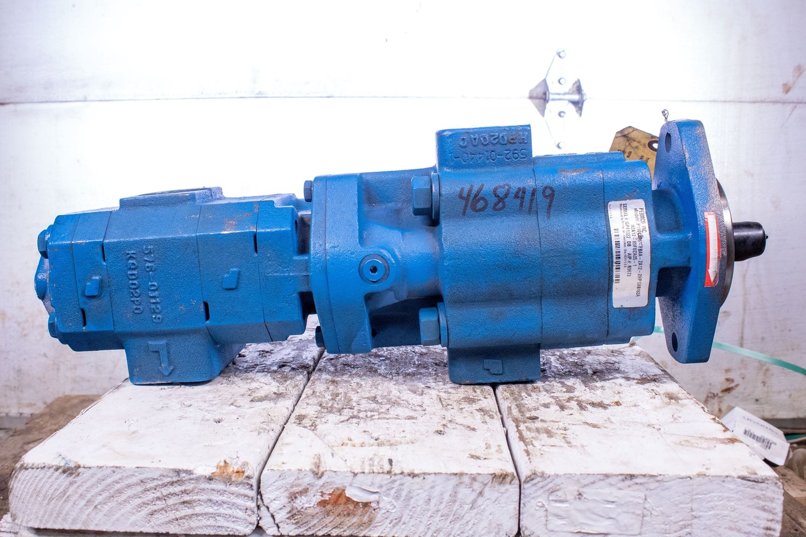 Permco Hydraulic Tandem Pump P197C486-FBAA-ZA12-29 / P124B182A HZA12 ...