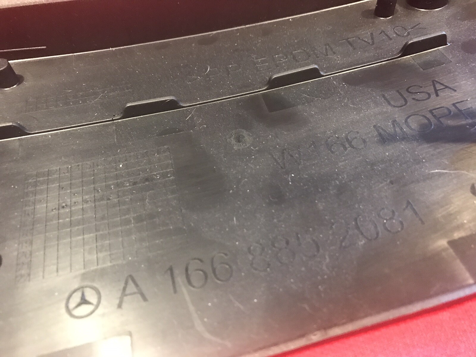 2016 MERCEDES BENZ GLE Front License Plate Bracket A1668852081 for sale ...