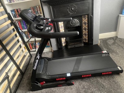 Reebok GT40z Treadmill with Incline, Foldable, Bluetooth, Walking or ...