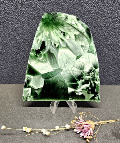 Rare Vintage Victoria Stone In " Quiet Green" Lapidary Collectors Dream ...