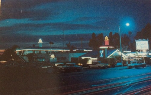 Colonial House Restaurant - Pacific Coast Highway, Oxnard, California ...