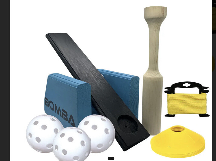 Wooden Bat Plastic Ball Game To Play With Friends Or Family Bomba | eBay