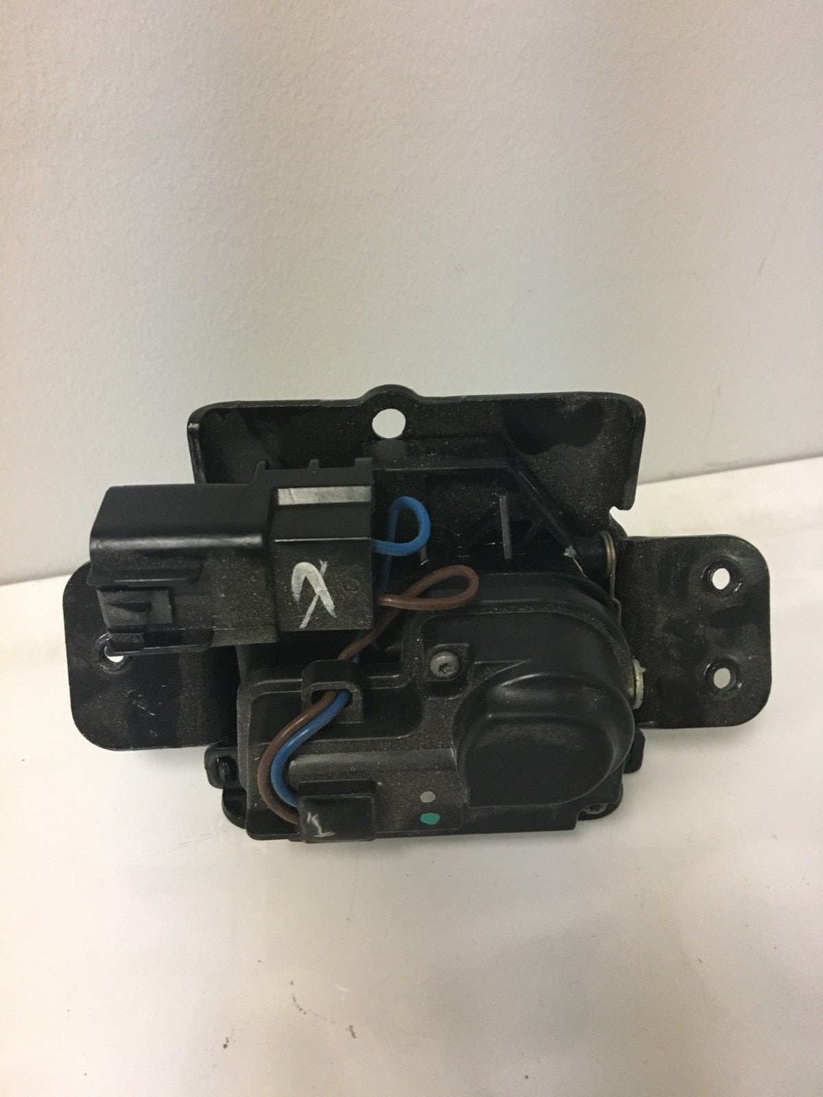 OEM 09-17 CHEVY TRAVERSE EQUINOX REAR TRUNK GATE LOCK LATCH ACTUATOR ...