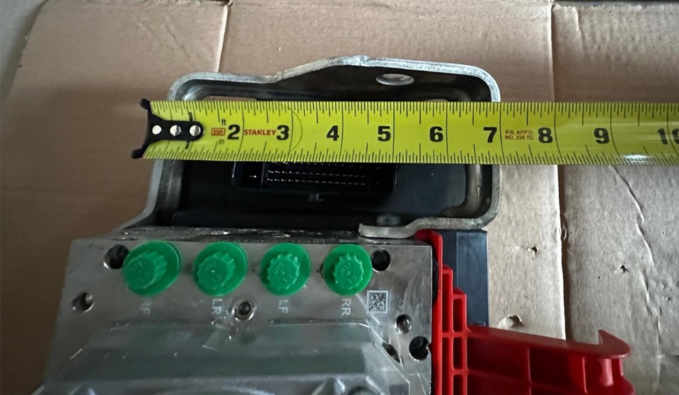 Genuine OEM GM Brake Master Cylinder PN 87815018 87815014 k | eBay