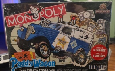 MPC Monopoly 1933 Willys Panel Paddy Wagon 1:25 Snap Plastic Model Car ...