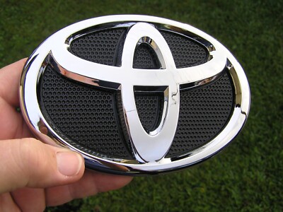 TOYOTA 150 X 100mm FRONT GRILL BADGE with MESH Emblem (check pin ...