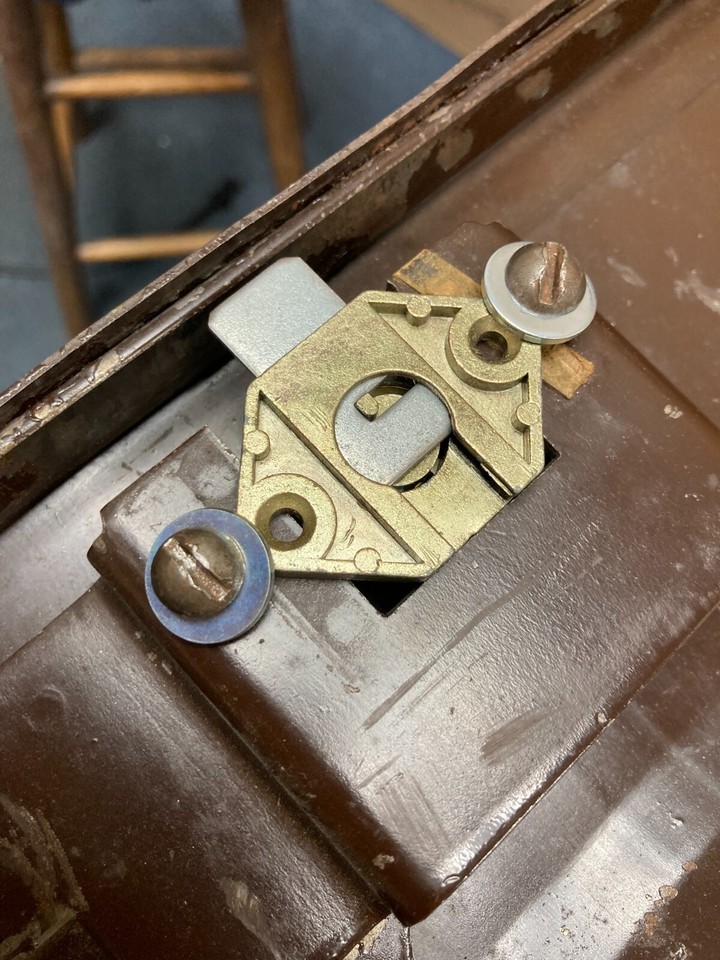 Mills Slot Machine Parts - Reproduction LOCK for Back Door & lock plate ...