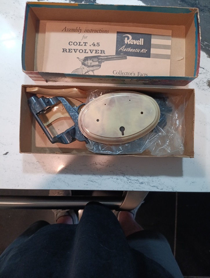 1953 Revell Pre "S" Colt 45 Replica Peacemaker Pistol Kit RARE! UNBUILT ...
