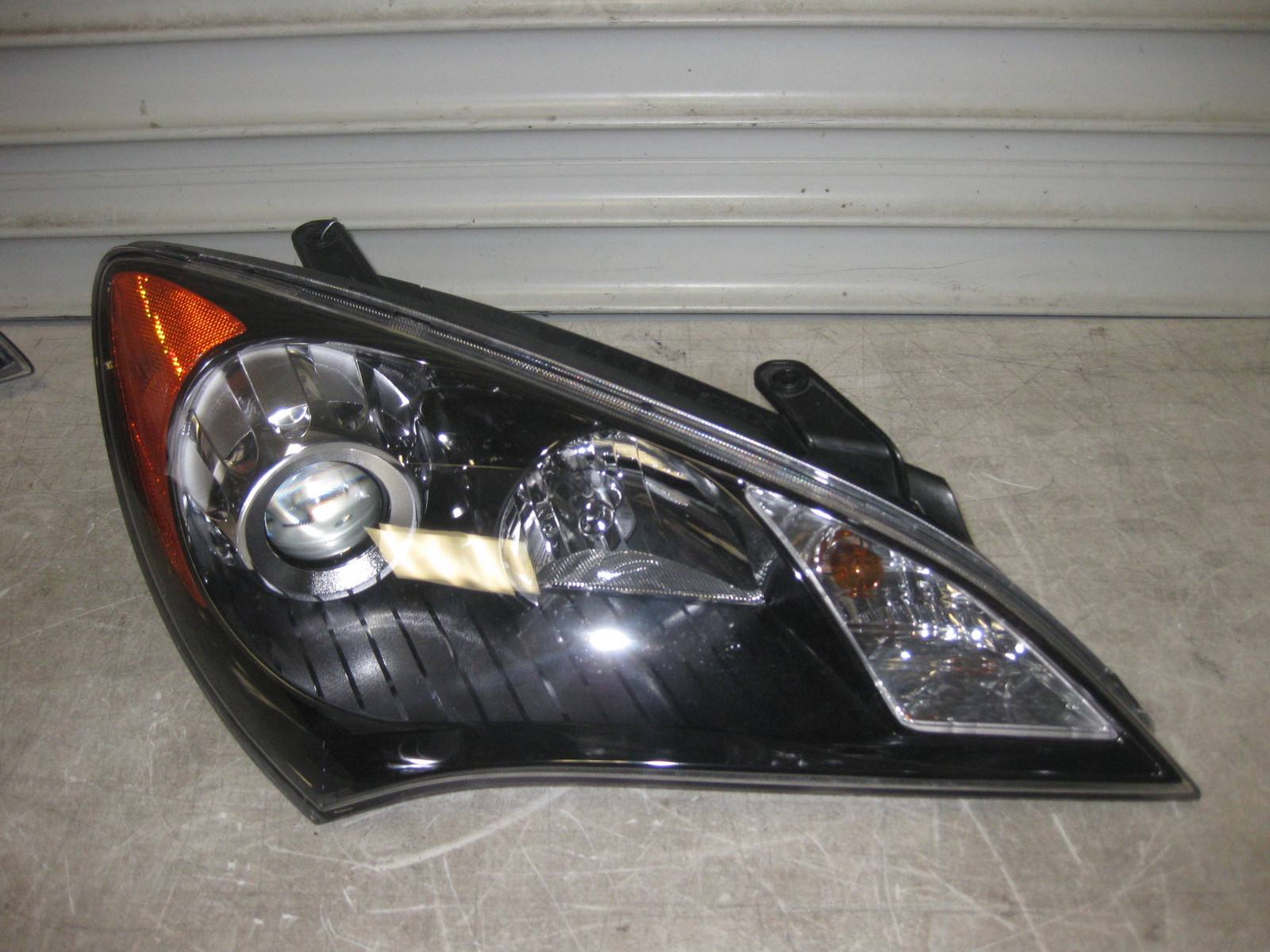 2010-2012 HYUNDAI GENESIS COUPE OEM RIGHT PASSENGER HID XENON HEADLIGHT ...