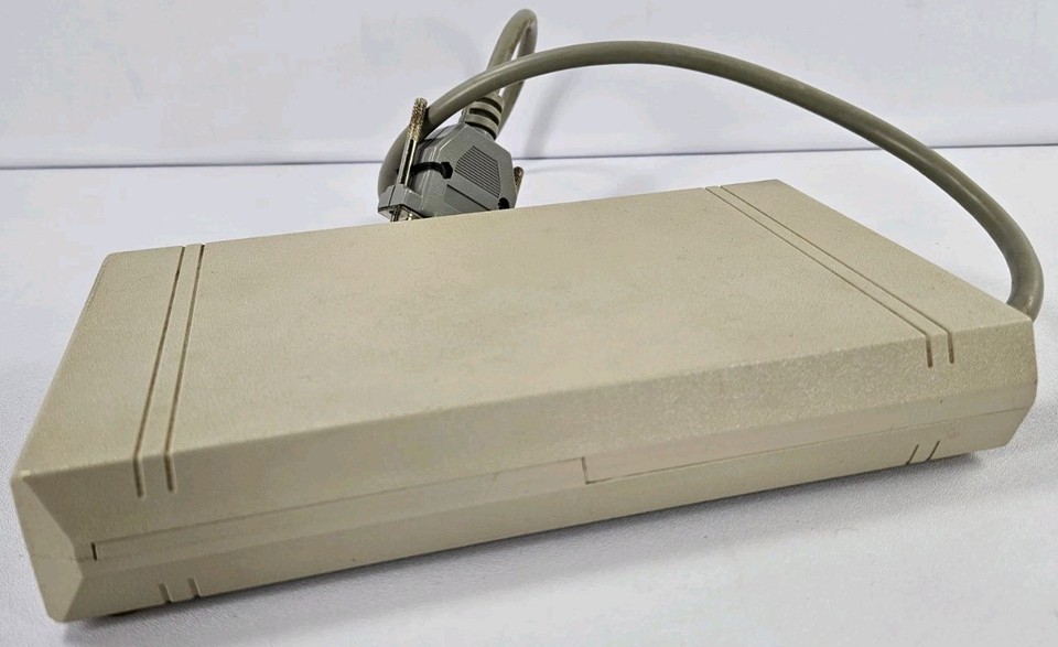 Amiga External 3.5 Floppy Disk Drive Cumana Cax 354 - Fully Tested And ...