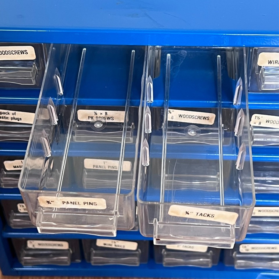 Holt Industries Storage Drawers Blue Metal 25 Plastic Drawers Montreal ...