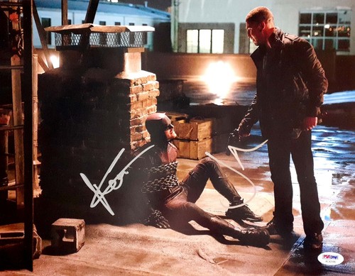 Charlie Cox & Jon Bernthal Signed Daredevil 11x14 Photo - Punisher PSA ...