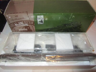Hallmark 726 Lionel Berkshire Steam Locomotive and Tender w/ Display ...