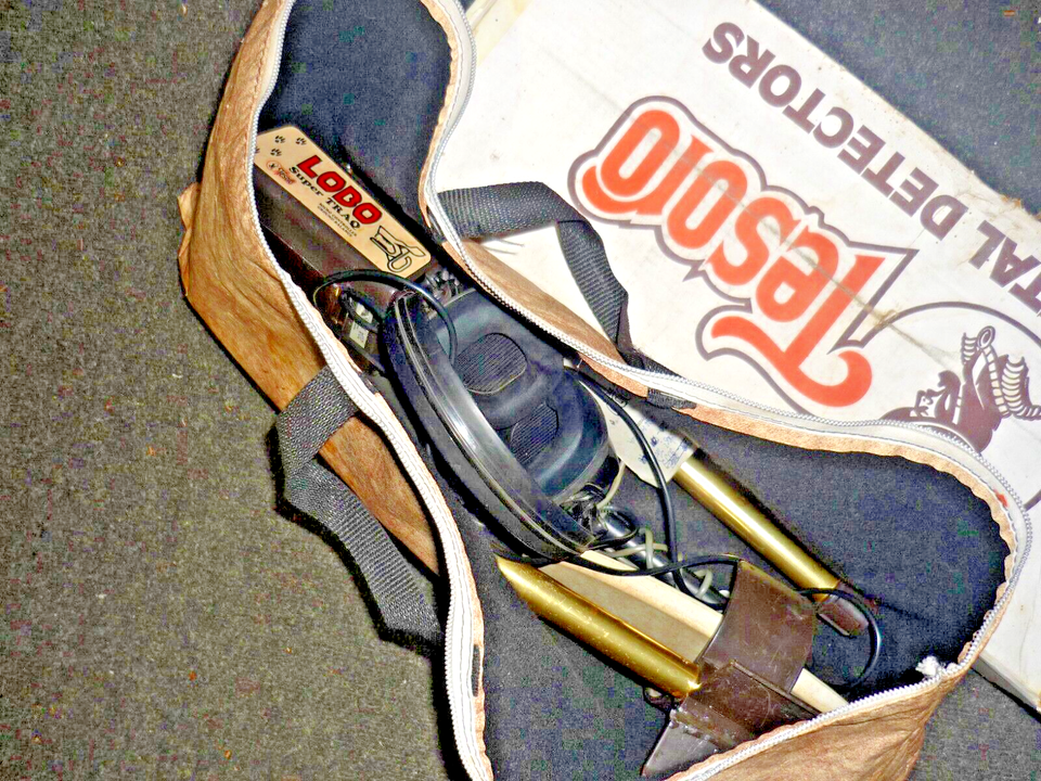 Tesoro LOBO Super TRAQ Metal Detector W/ Discrimination GOLD FINDER ...