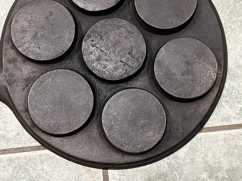Civil War Era Rare A. OVERBACH HUDSON CAST IRON 7 EGG SKILLET PAN NICE ...
