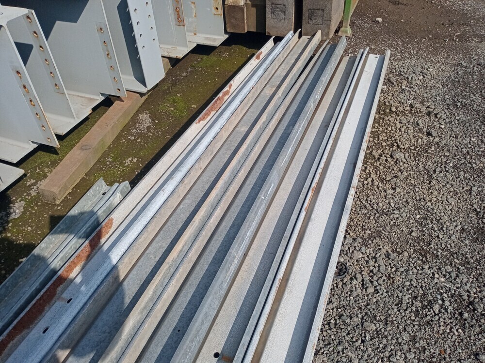 Used c Purlins 166 mm Deep - 10.670 Mtr Length Overall - no Cleats ...